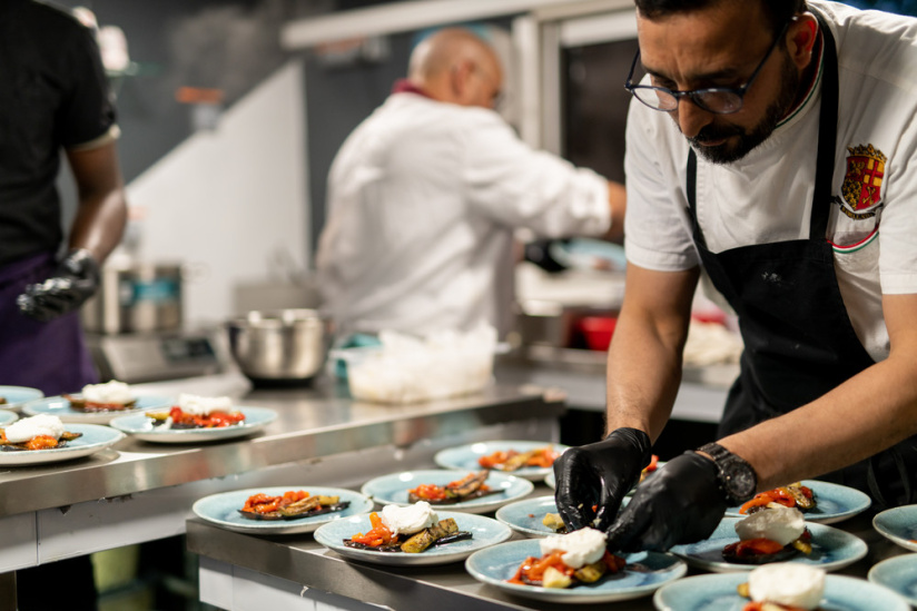 Le Brunch en Seine : brunch počas nedeľnej obedňajšej plavby po Seine ...