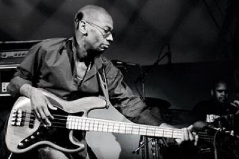 Reggie washington feat. ravi coltrane & gene lake (20h) - Concerts ...