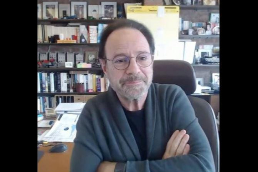 "Le livre est un symbole de la démocratie" : l'interview de Marc Levy ...