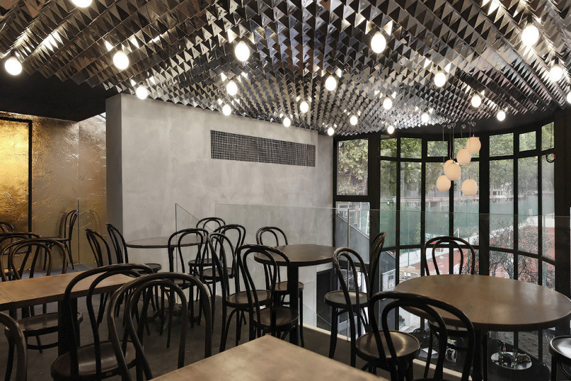 First Avenue Restaurant