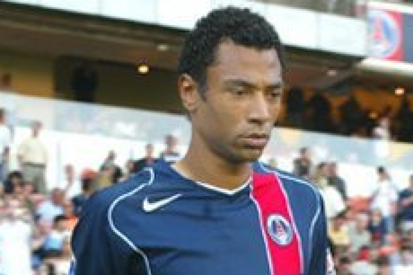 Selon edouard cissé, paris rend parano - Sortiraparis.com