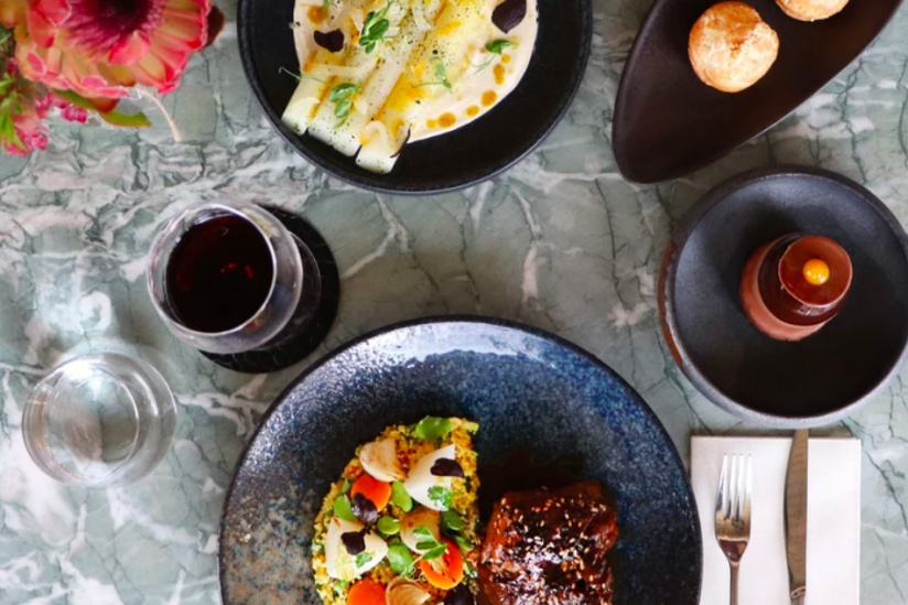 Menu de Pâques 2021 du Drugstore signé Eric Frechon en livraison et à ...