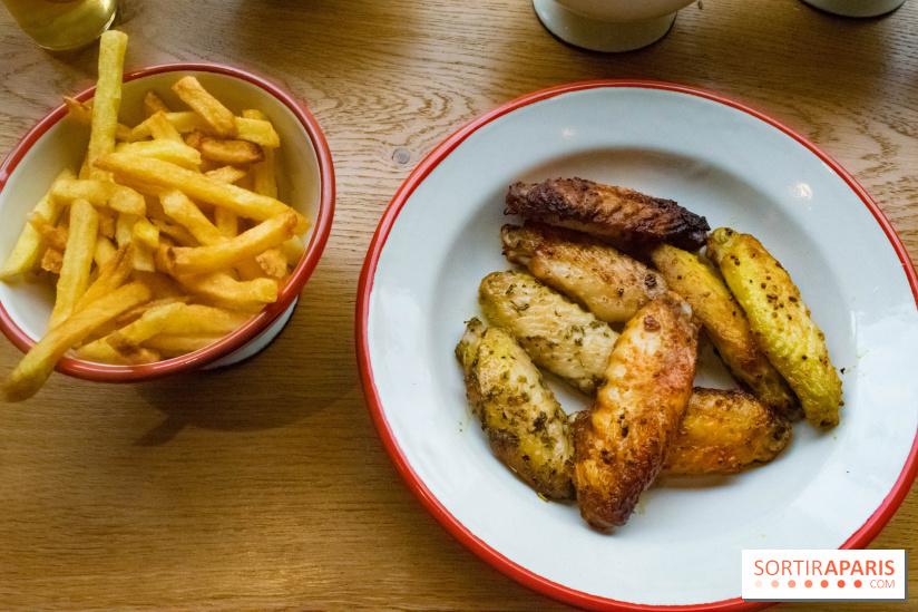 Poulet Rouge, the temple of Label Rouge chicken in Les Batignolles ...