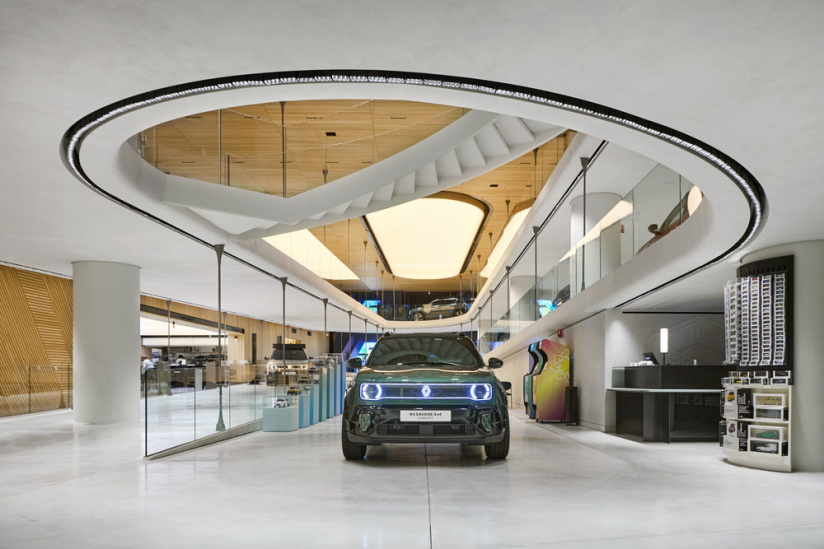Η επίδειξη μόδας renault®: ο νέος πολιτιστικός χώρος που ζωντανεύει τα ...