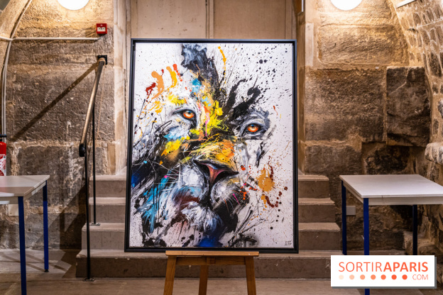 Exposición gratuita de arte callejero de Sax bajo la Iglesia de la Madeleine - fotos ...