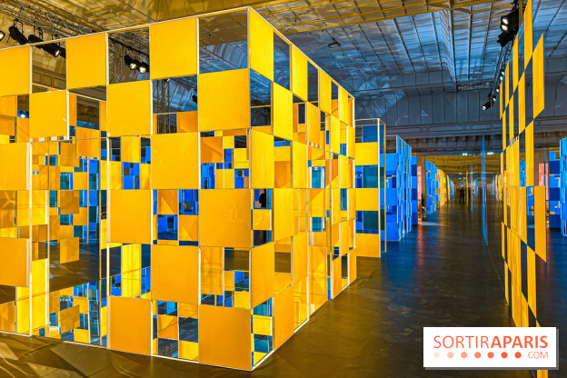Aux Beaux Carrés, l'exposition gratuite, monumentale et immersive de Daniel Buren au Bon Marché ...