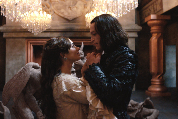 Dracula de Luc Besson : un film fantastique avec Caleb Landry Jones - Sortiraparis.com