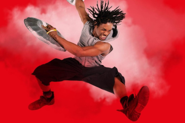 Stomp, the show that mixes dance and percussion, is back in Paris ...