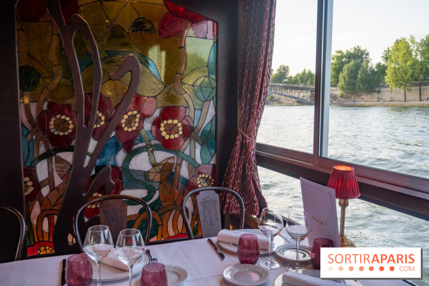 Maxim’s sur Seine, the latest dinner-cabaret show-cruise by Maxim’s ...