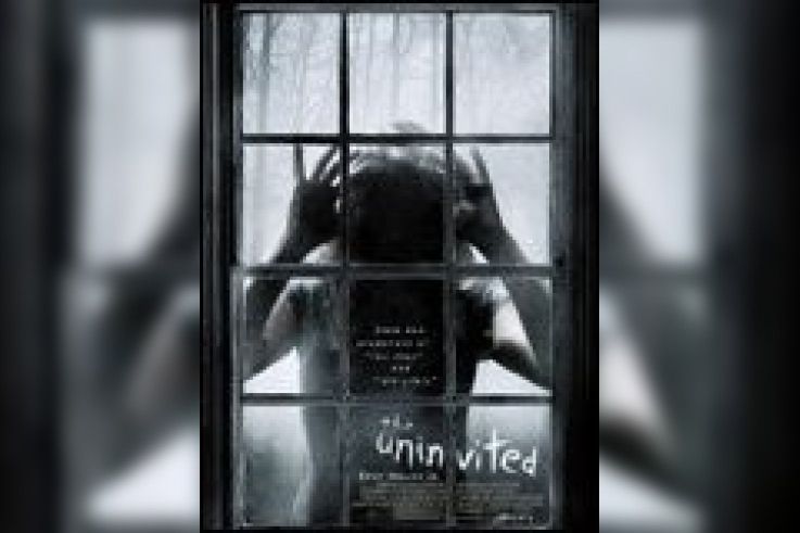 Les intrus - Cinéma - Sortiraparis.com