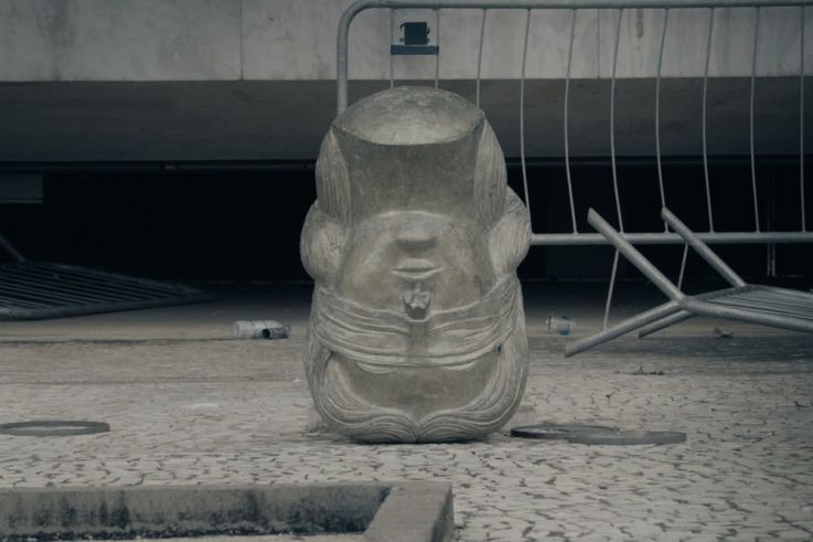 Apokalypse i tropene: Petra Costas nye dokumentarfilm på Netflix 14. juli 2025 - Sortiraparis.com