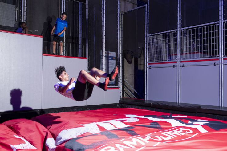 Trampolinparkerna Jump City 77 och Jump City 95 välkomnar familjer ...