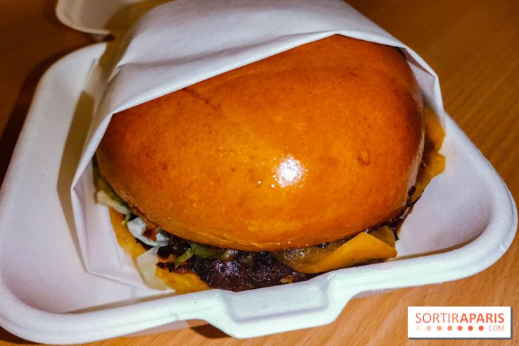 Crush Smash Burger : Smash burgers delivered in Paris - Sortiraparis.com