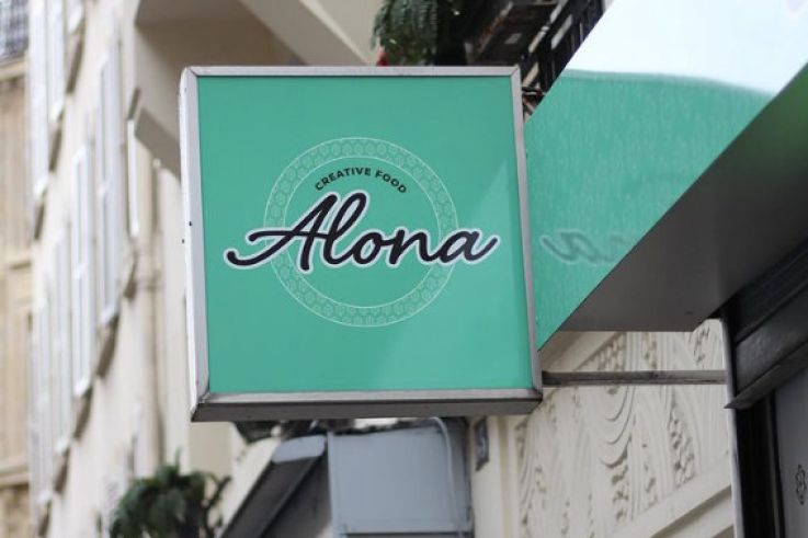 Alona