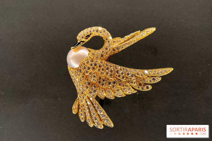 La première exposition retrospective de la Maison de joaillerie FRED au ...