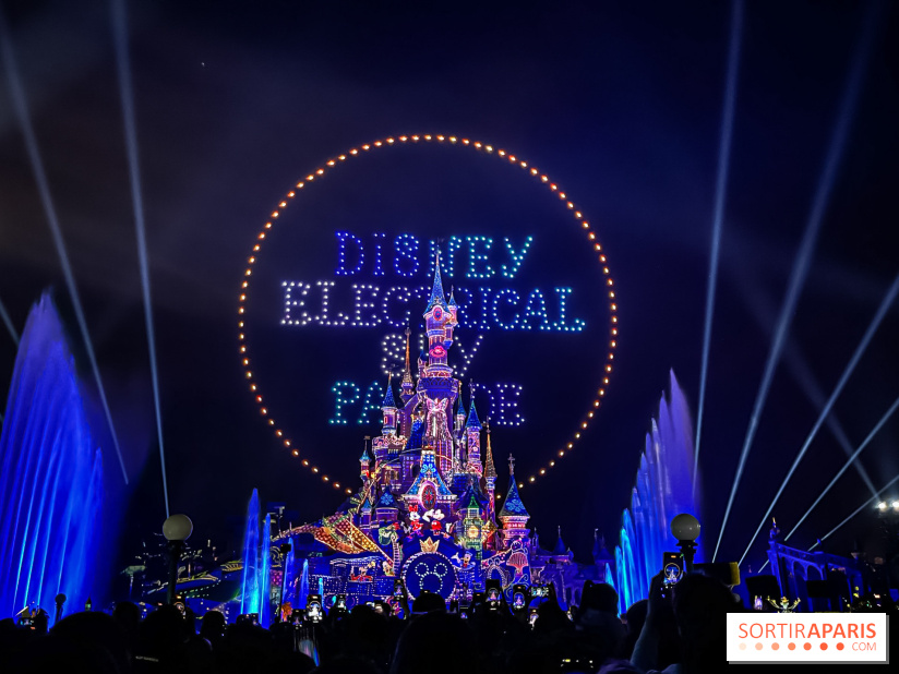 Album Photos Disney Electrical Sky Parade