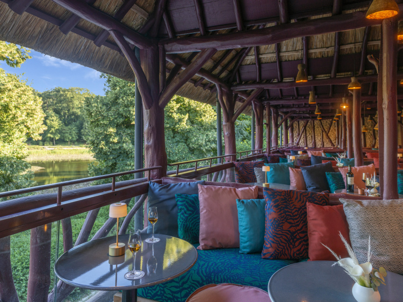 Album Photos Les Etangs de Corot, l'hôtel, SPA, café et restaurant, s ...