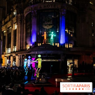 Album Photos Inauguration des vitrines et décorations de Noël du BHV Marais 2024 avec Léna ...