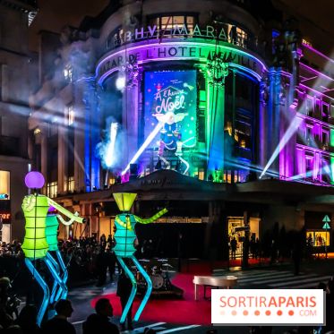 Album Photos Inauguration des vitrines et décorations de Noël du BHV Marais 2024 avec Léna ...