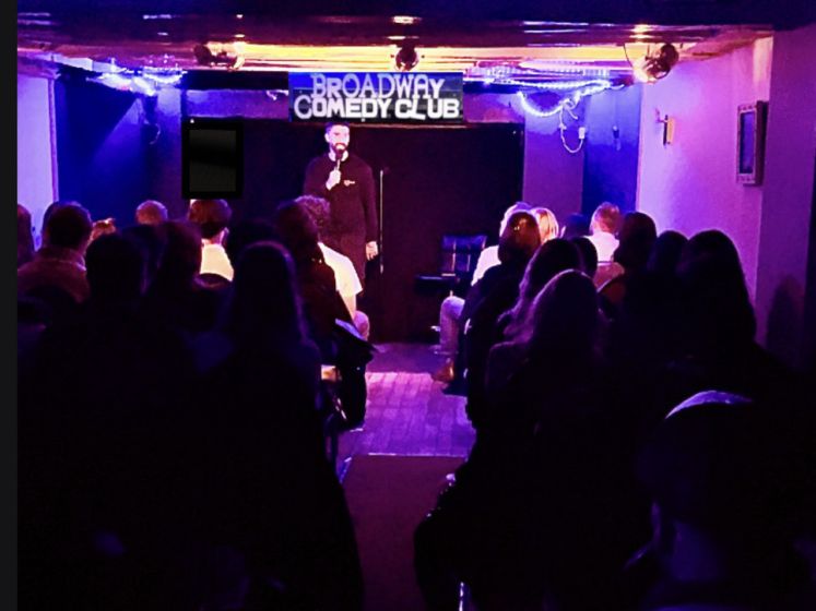 Show in Paris and Paris region: one man show, dance, humor, cabaret and ...