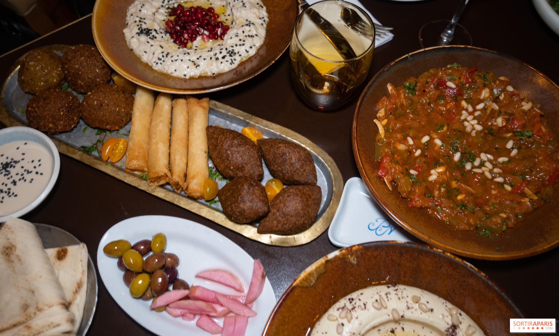 Maison Noura, restaurant libanais festif - assortiment mezzés