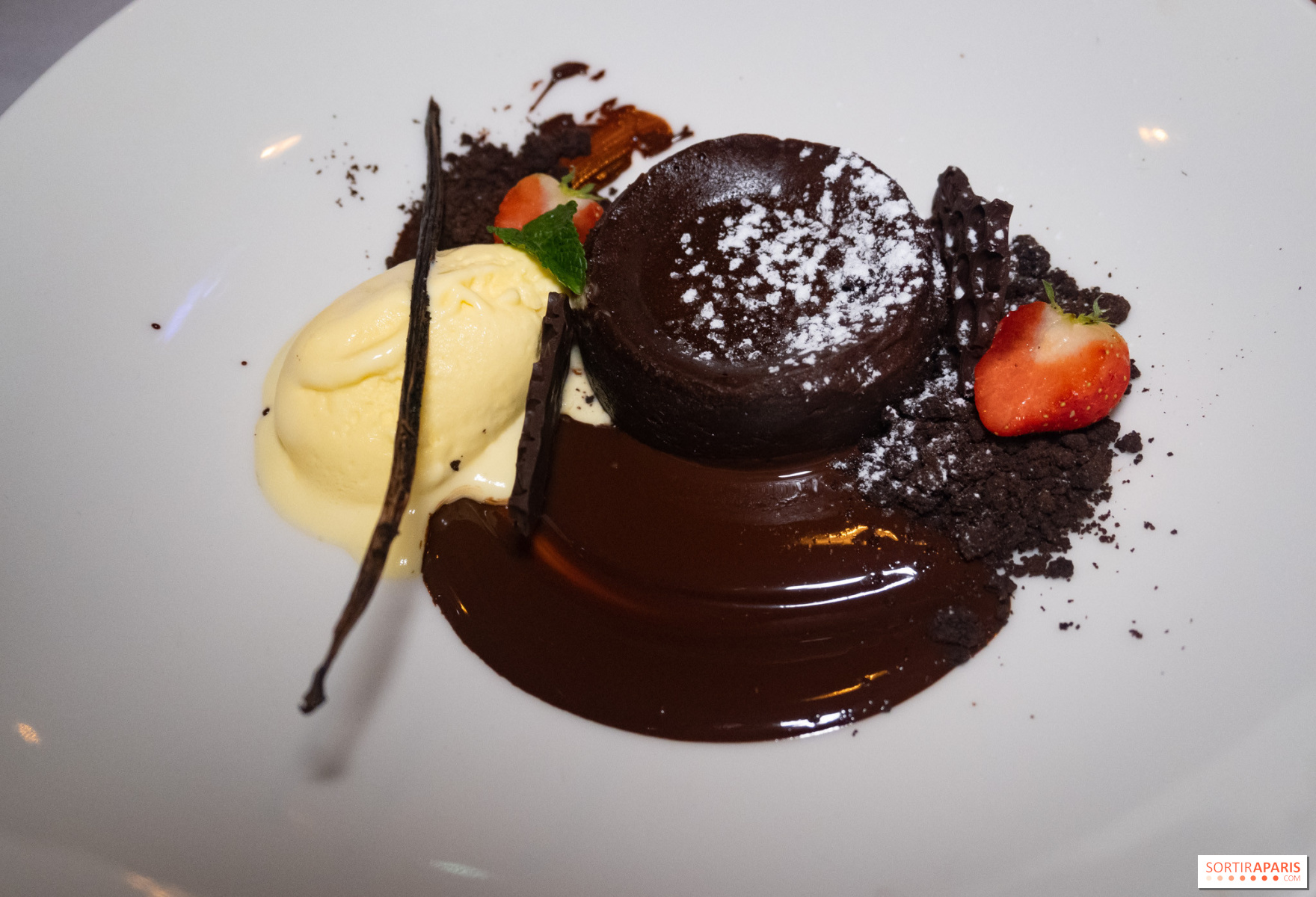 Solum restaurant festif à Paris - mi-cuit chocolat grand cru