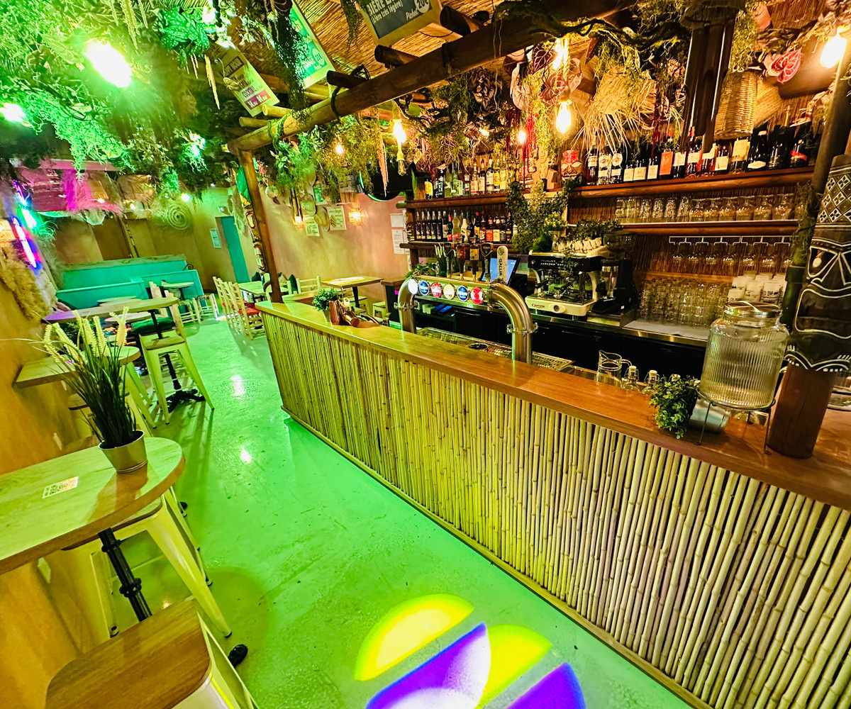 Le Chabada Paris : Baar - HappyHour - Resto - Klubi - Brunch ...