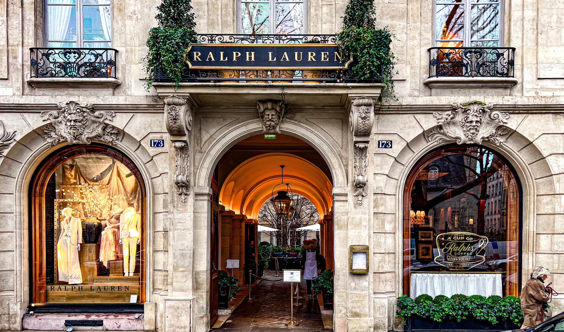 Album Photos Ralph's Coffee, le coffee shop de Ralph Lauren à Saint ...