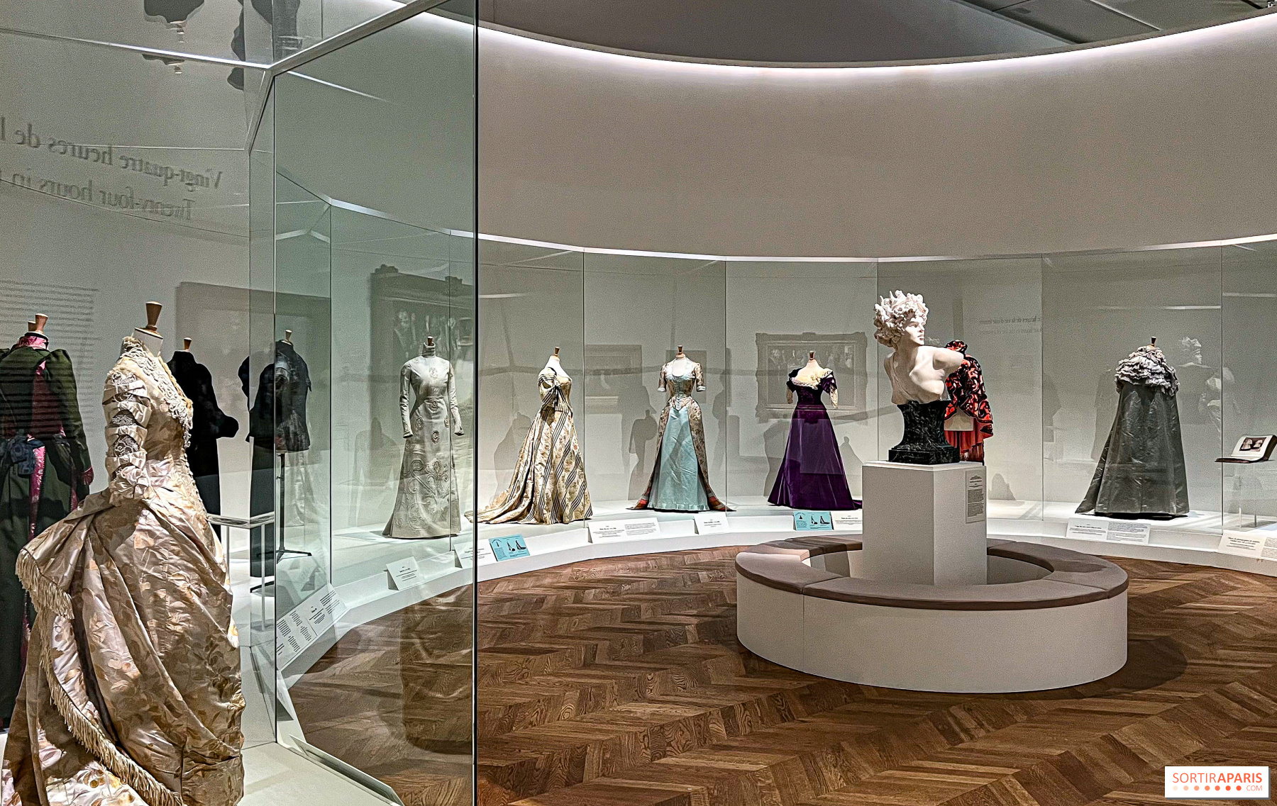 Grand bal d'été at the Petit Palais: an evening of fancy dress and dancing at the heart of haute ...