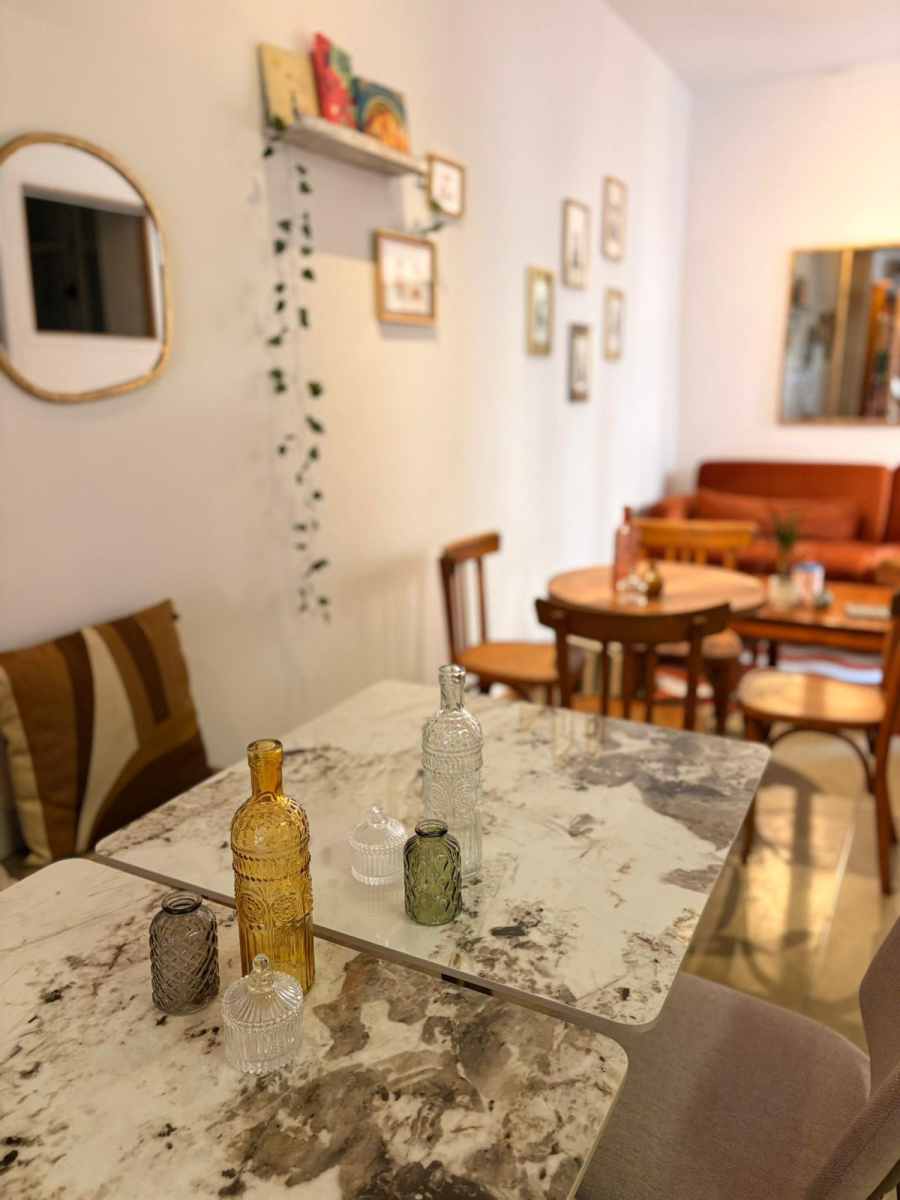 Rosa Rosam Rosae : un nouveau salon de thé cosy niché à Montmartre ...