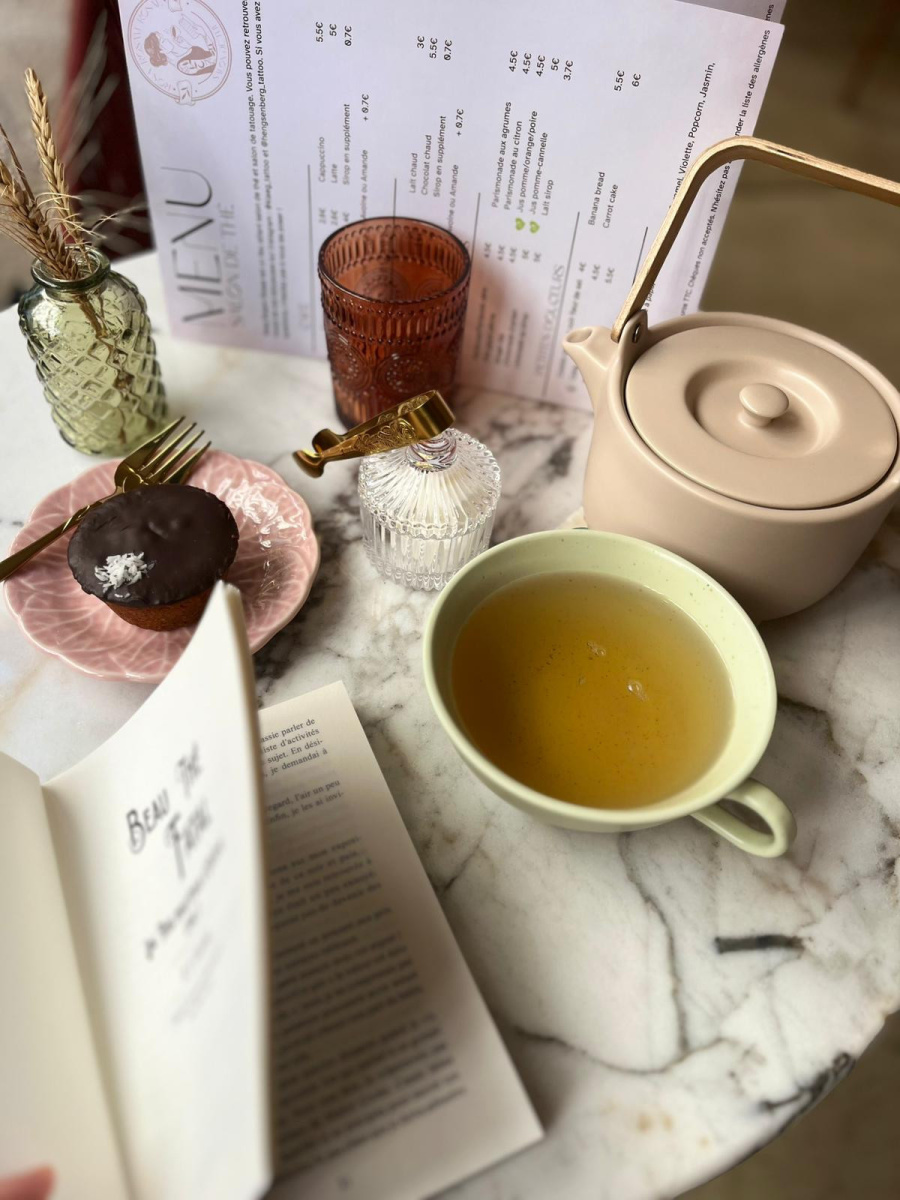 Rosa Rosam Rosae : un nouveau salon de thé cosy niché à Montmartre ...