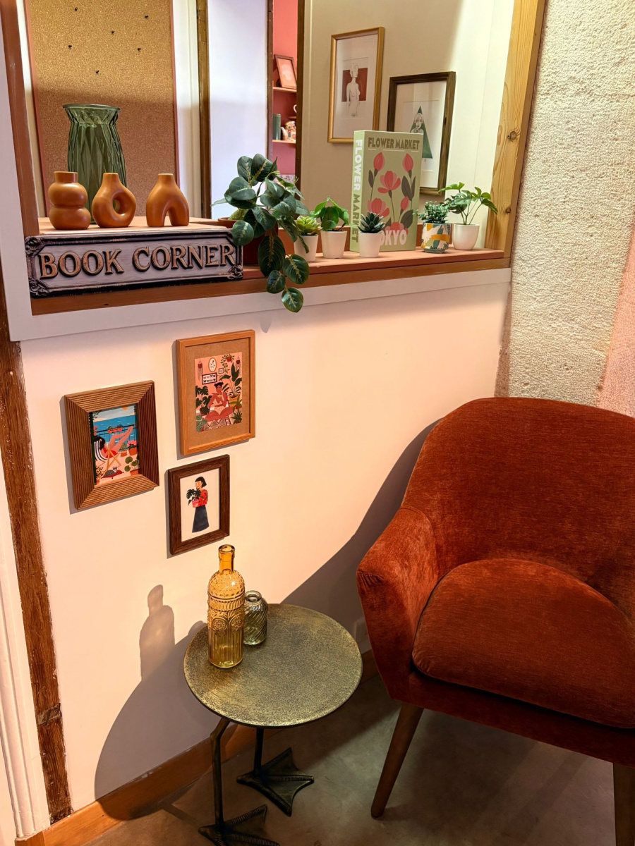 Rosa Rosam Rosae : un nouveau salon de thé cosy niché à Montmartre ...