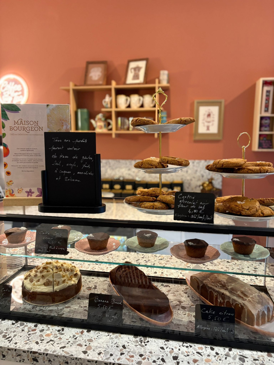 Rosa Rosam Rosae : un nouveau salon de thé cosy niché à Montmartre ...