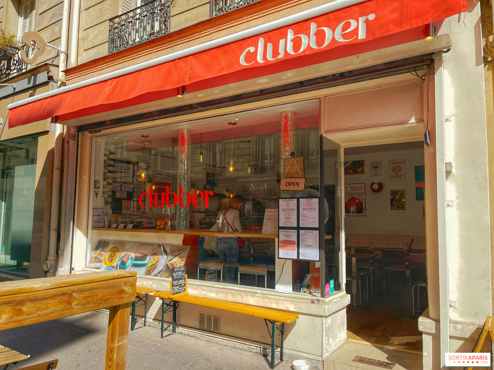 Clubber: velkorysá adresa, která vrací do módy klubové sendviče nedaleko nádraží Gare du Nord ...