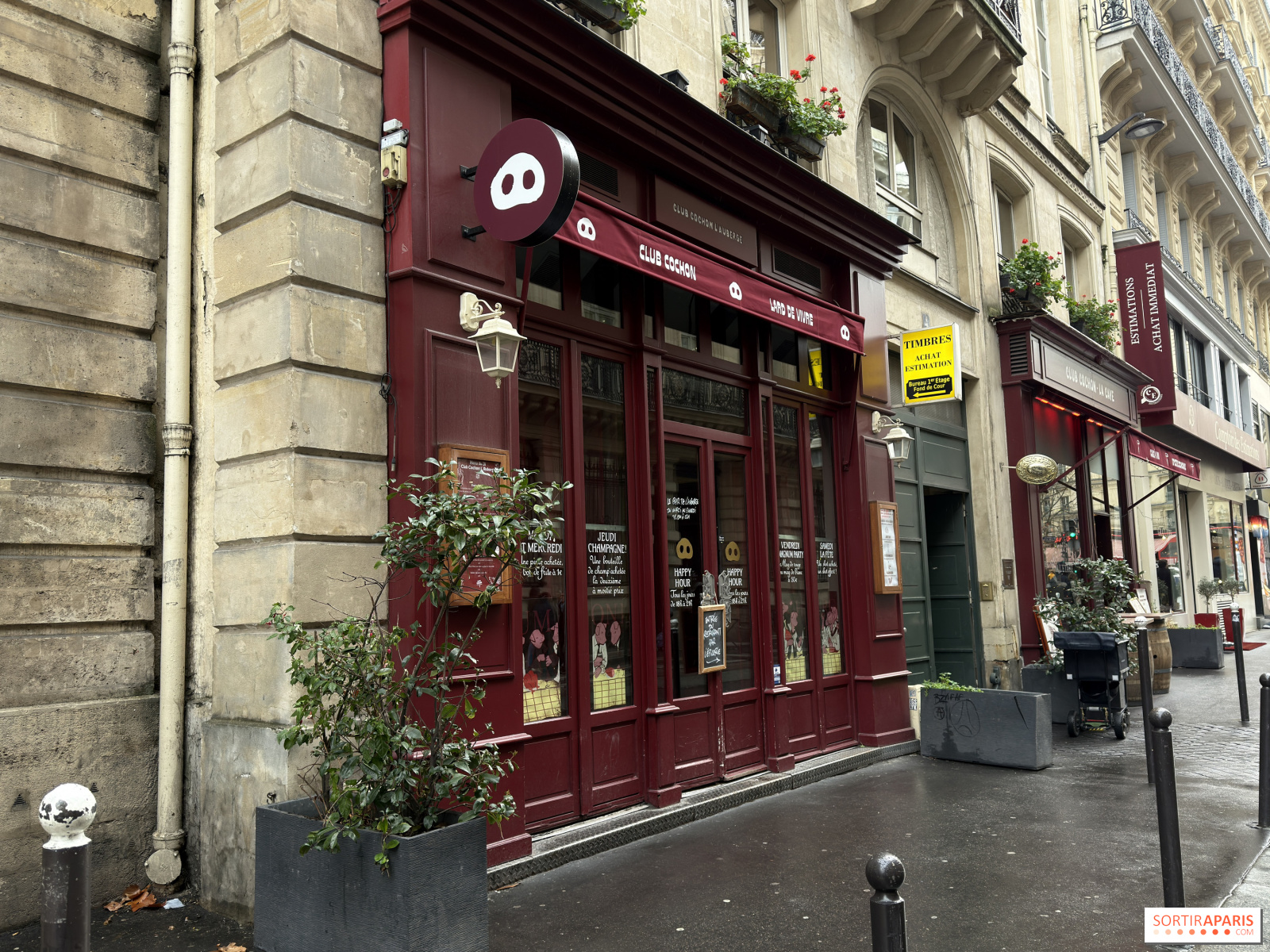 Club Cochon l'Auberge, o bistrot bem francês do 9º arrondissement de ...