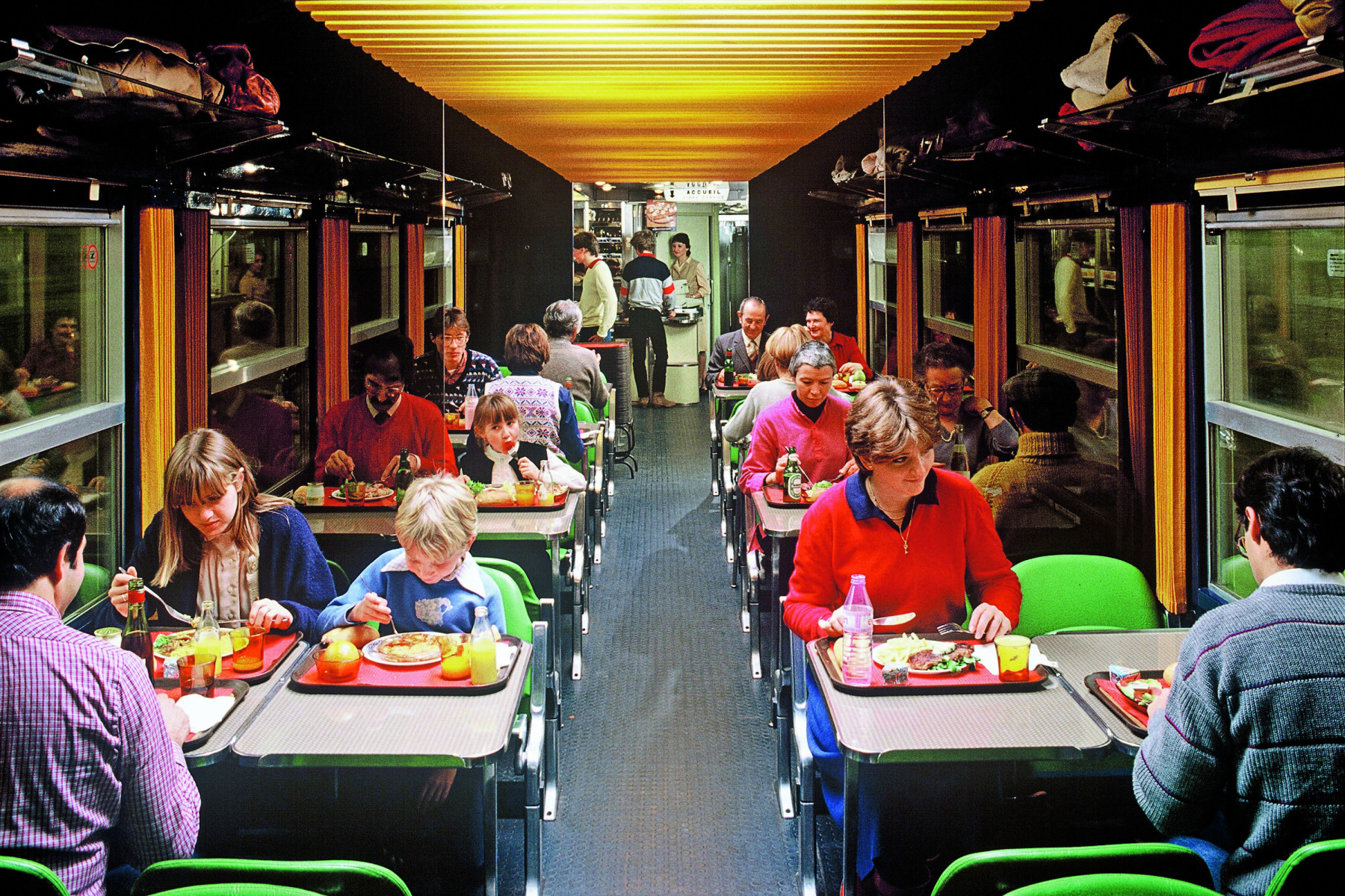 Food-express: neobvyklá výstava o vlakové gastronomii v Ground Control ...