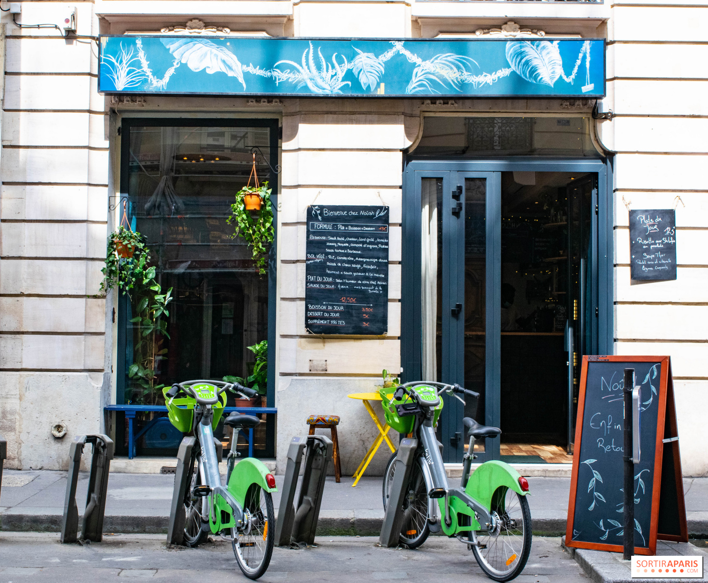 Noush, Paris 9th arrondissement restaurant between daily specials ...