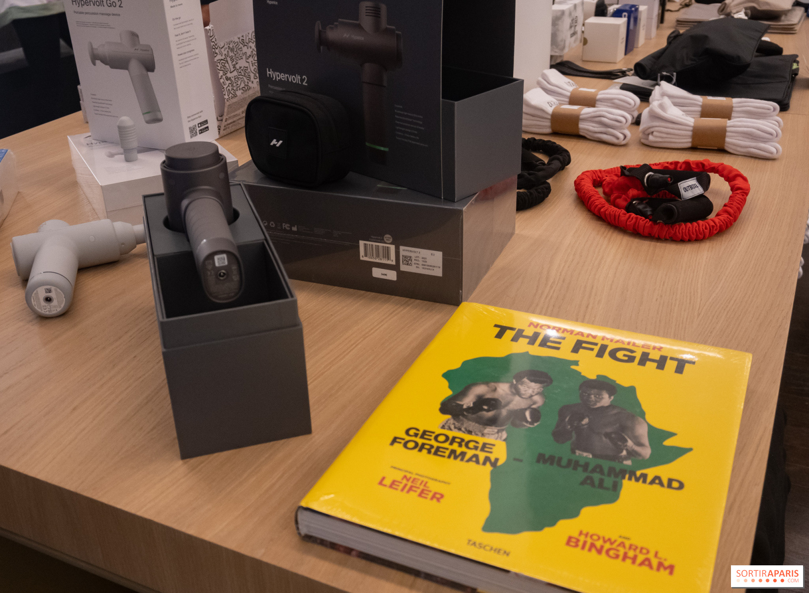 Outboxe, Toby Huntington-Whiteley’s Paris boxing studio and concept ...